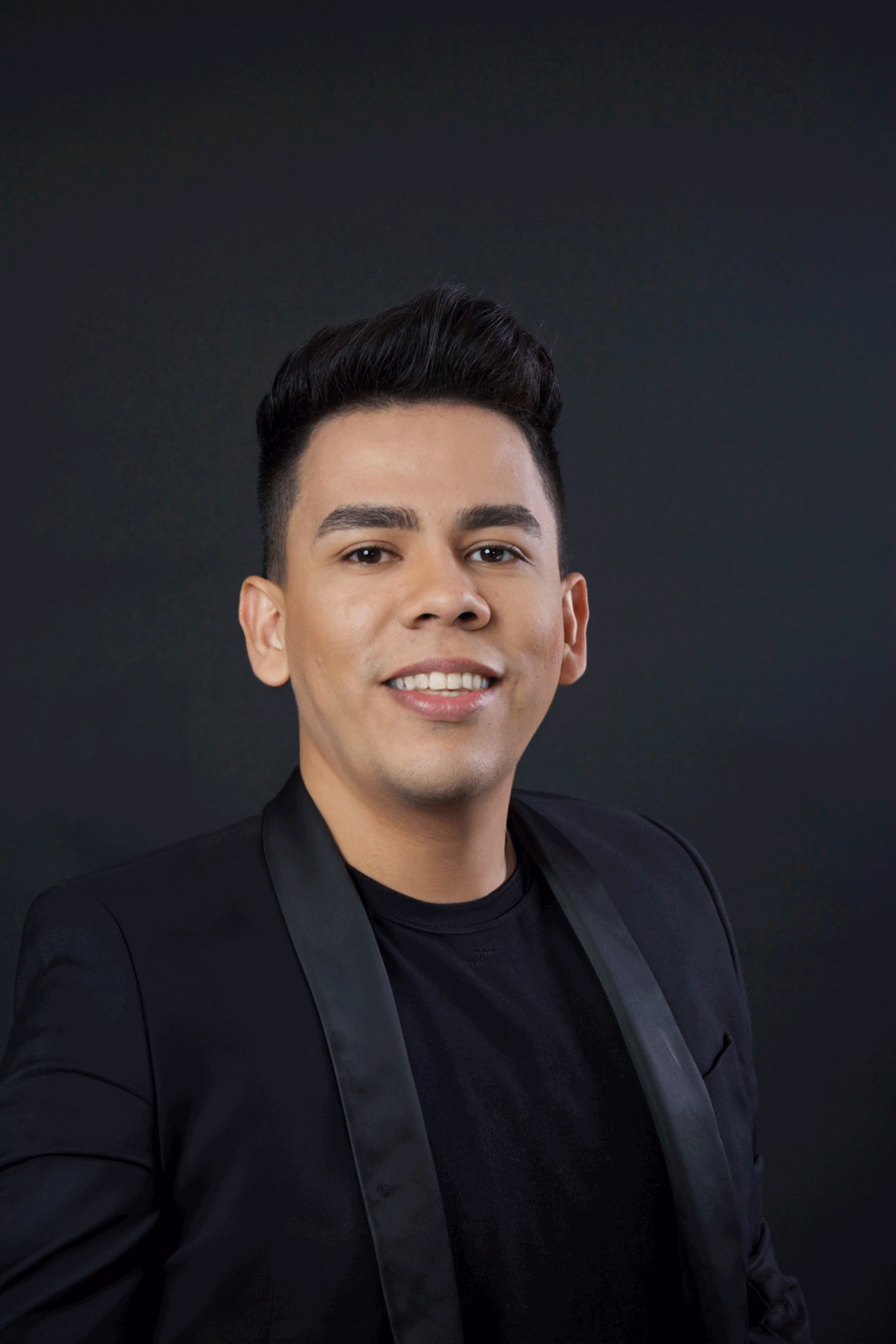 The Artits – MUBA Cosmetics